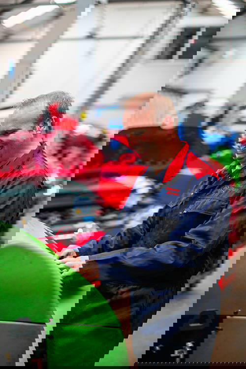 Services – Riverside Motors